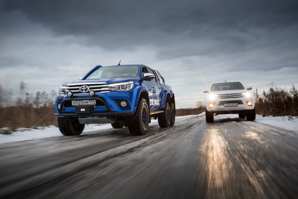 hilux-6x6-commie-front-main - The Fast Lane Truck