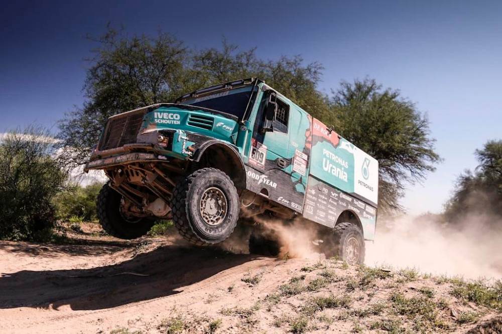 2018-dakar-iveco-jump - The Fast Lane Truck