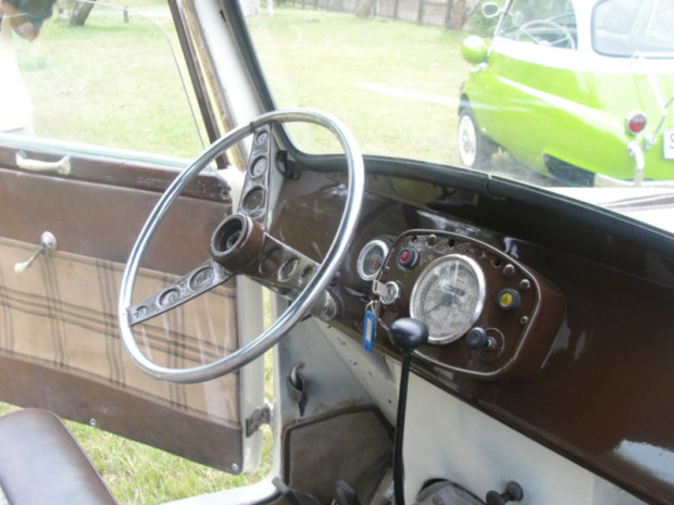 Truck Rewind: Little 1951 Goliath GD750 Is a Three-Wheeled Wonder - The ...