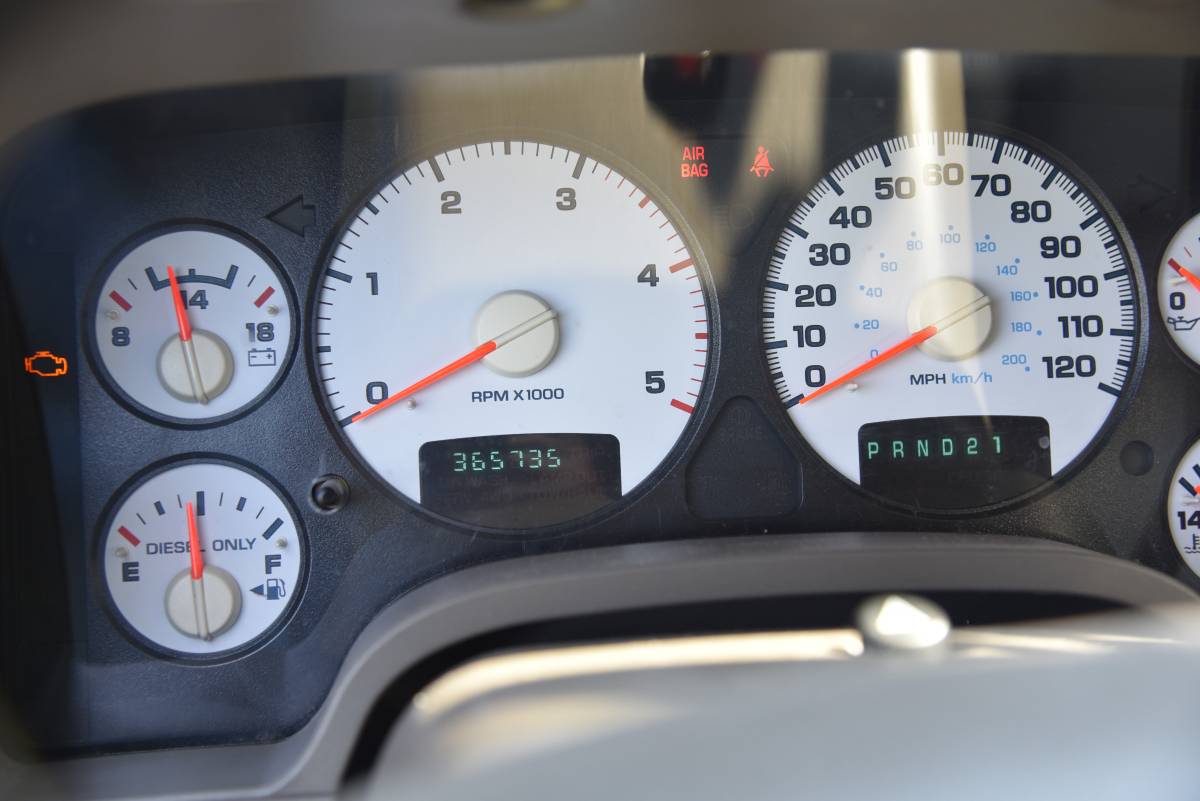 2004-dodge-ram-hd-3500-miles-odometer - The Fast Lane Truck