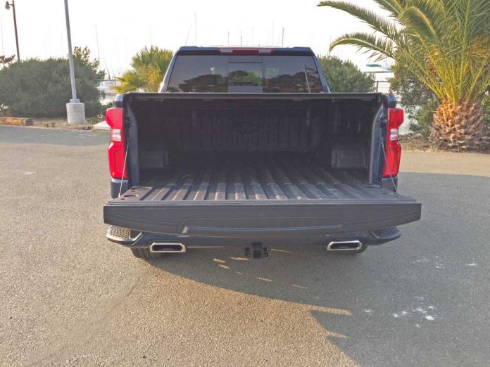 2019 Chevy Silverado 1500 RST: What Is This Sporty Truck All About ...