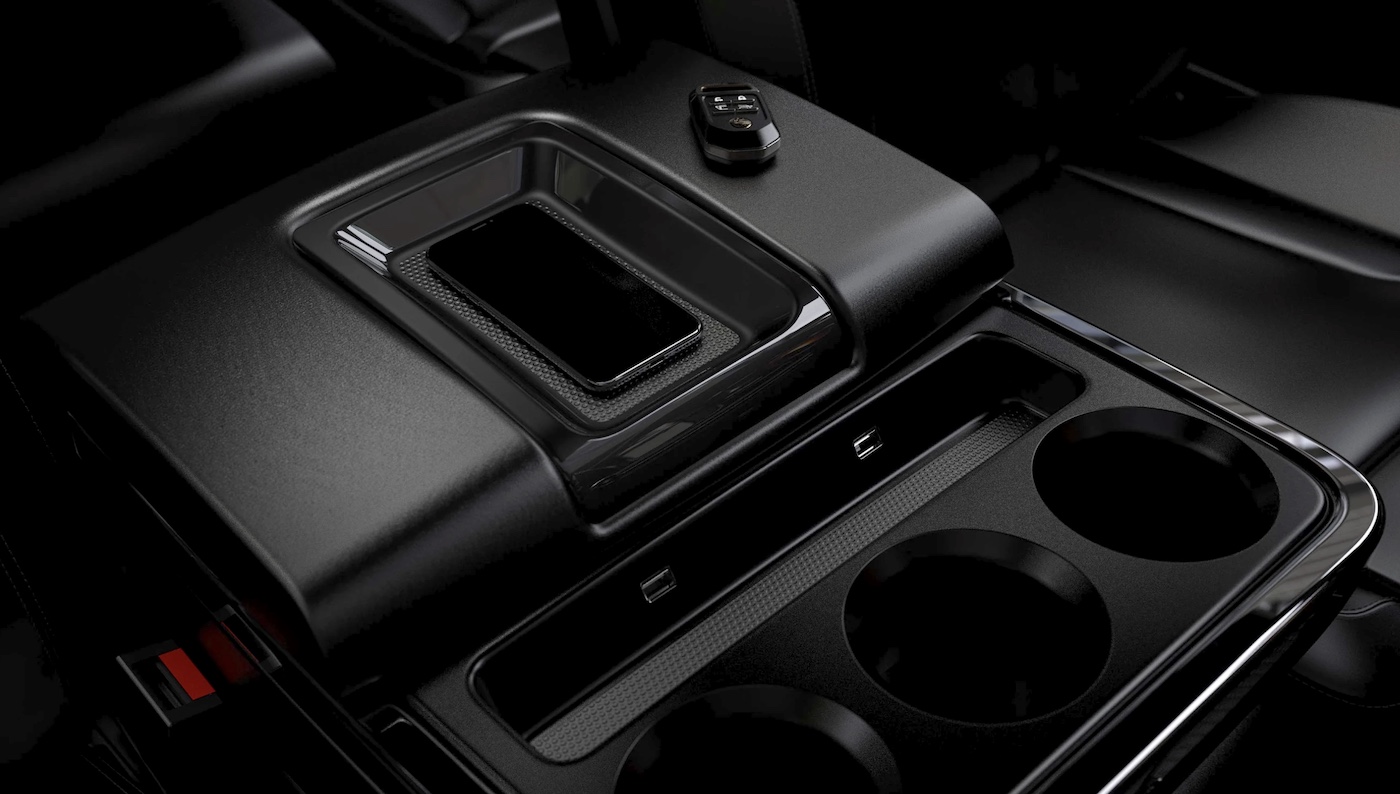 atlis-electric-truck-xt-center-console - The Fast Lane Truck