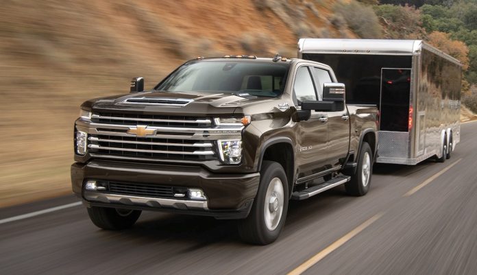 Chevrolet Previews the 2020 Chevy Silverado HD with Images and 6.6L Gas ...