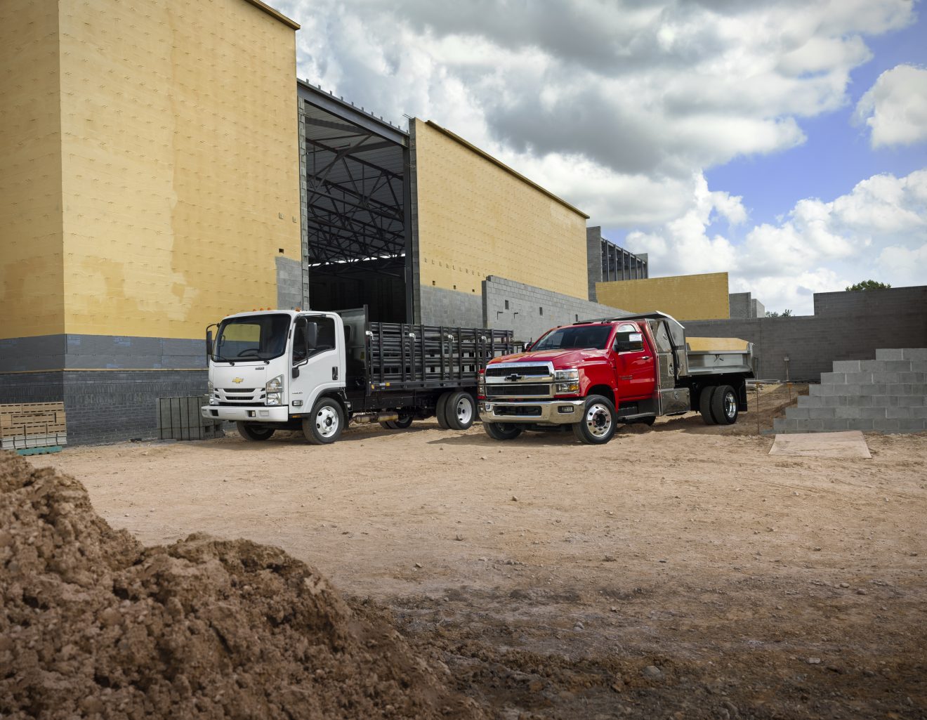 2021 Chevy Express Van Gets New 6.6-Liter Gas V8 Power - The Fast Lane ...