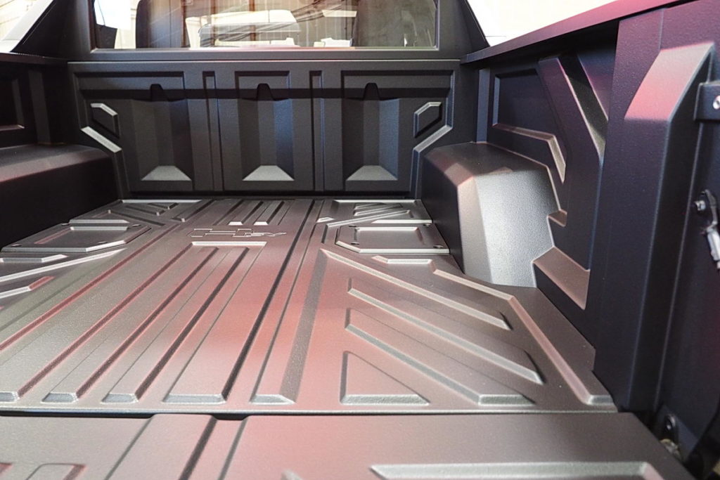 2022 GMC Hummer EV: See Inside, Out, And Underneath This New Electric ...