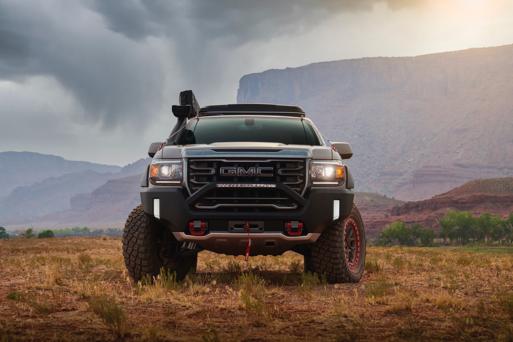 This GMC Canyon AT4 OVRLANDX Concept Isn't Letting Jeep And Toyota Get ...